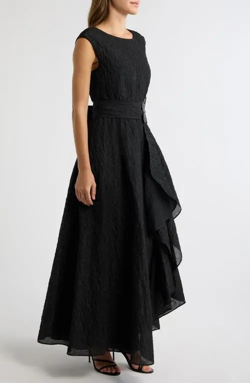 TAHARI ASL Crinkle Taffeta Gown