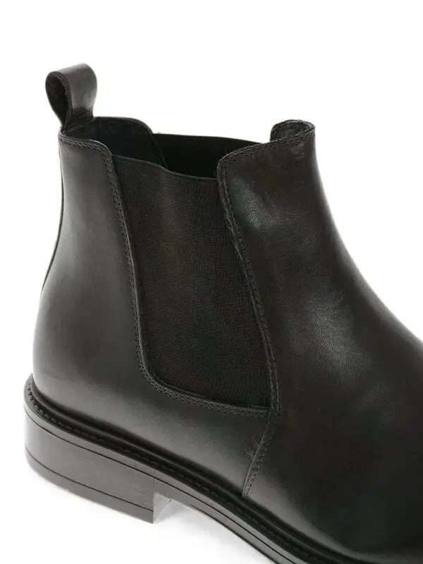 AMEDEO TESTONI Round-toe Chelsea Boots