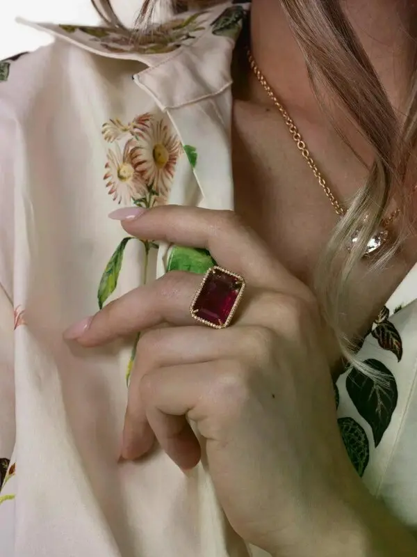 Irene Neuwirth Emerald-cut Pink Tourmaline And Diamond Ring - Gold