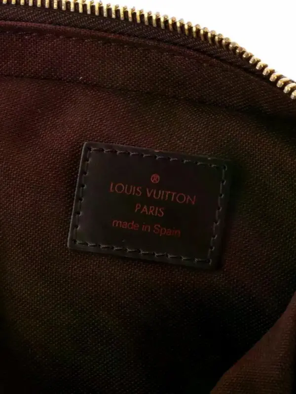 LOUIS VUITTON Geronimos Damier Belt Bag