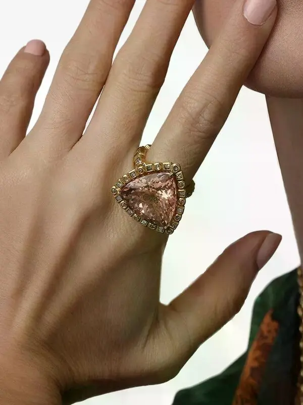 Coomi Morganite And Diamond Ring - Gold
