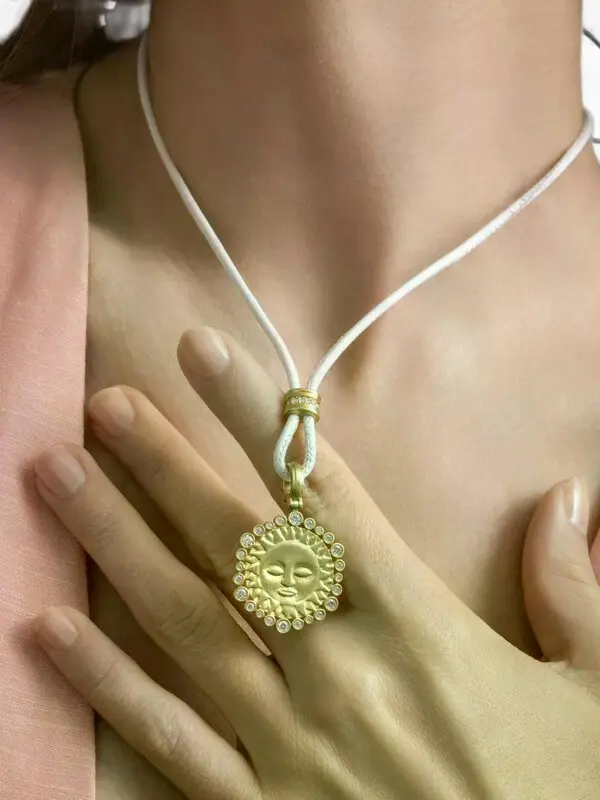 LEIGH MAXWELL 18k Yellow Diamond Sun Motif Pendant Necklace