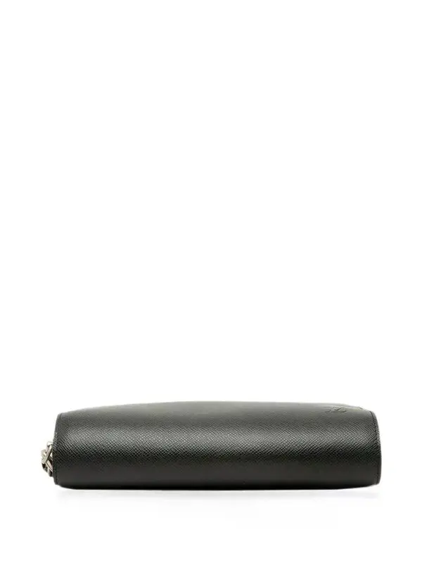 LOUIS VUITTON 2006 Taiga Pochette Baikal Clutch Bag
