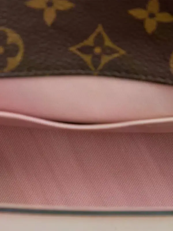 LOUIS VUITTON 2019 Vernis Miroir Cherrywood Bb Satchel