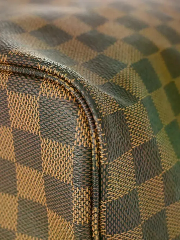 LOUIS VUITTON 2008 Gm Neverfull Tote Bag - Brown