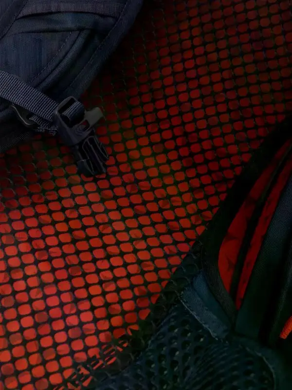GREGORY Arrio 30 Buckle-fastening Backpack