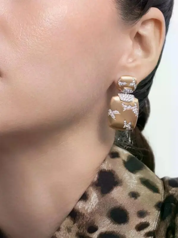 ARUNASHI Diamond Square Lightening Earrings - Gold