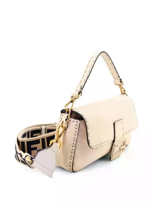 Fendi Selleria Baguette Nm Bag Leather Medium Shoulder Bag - Neutrals