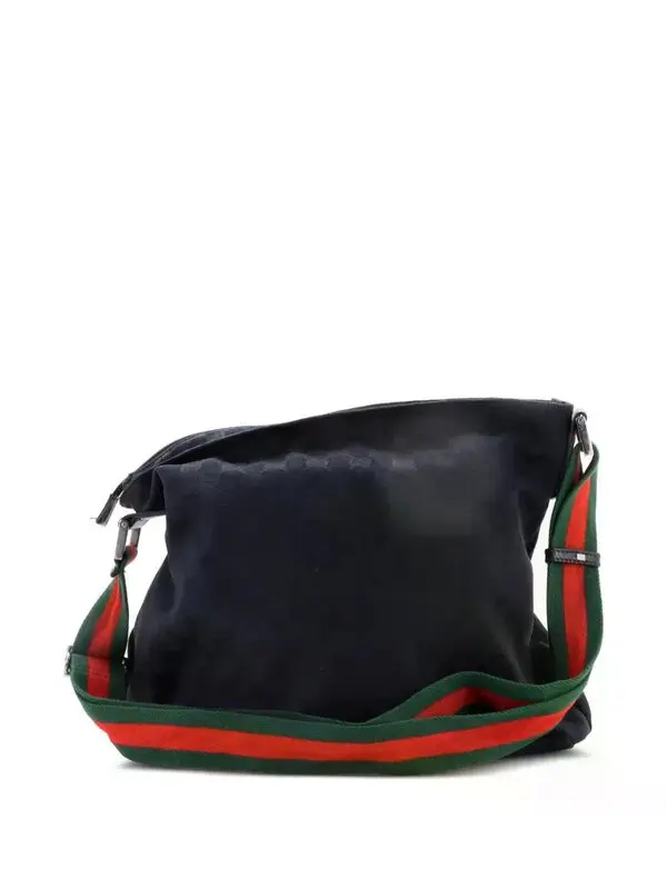 Gucci Gg Canvas Messenger Bag - Black