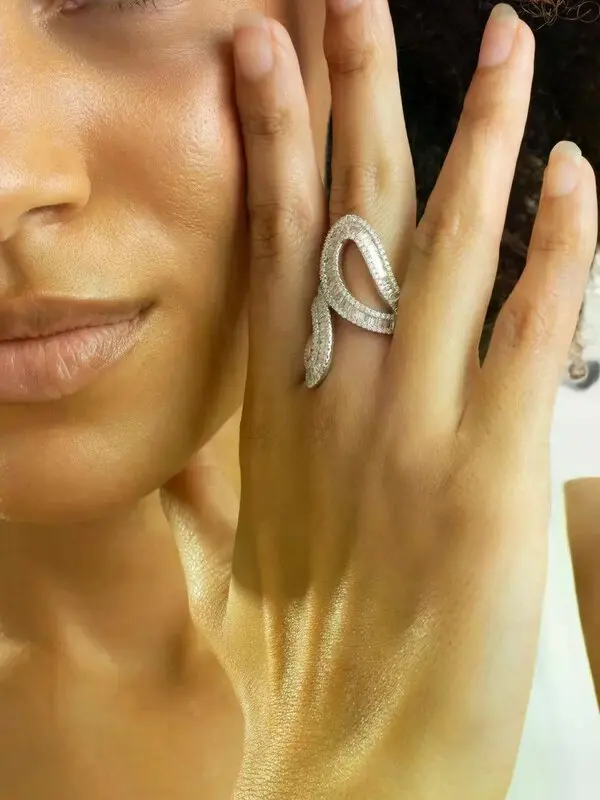 GRAZIELA Diamond Bypass Ring