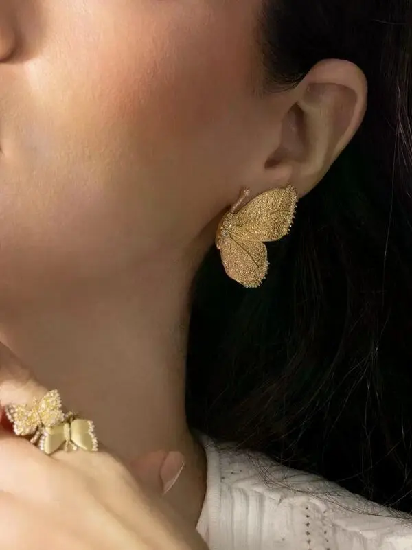 TANYA FARAH 18k Yellow Diamond Butterfly Wing Earrings