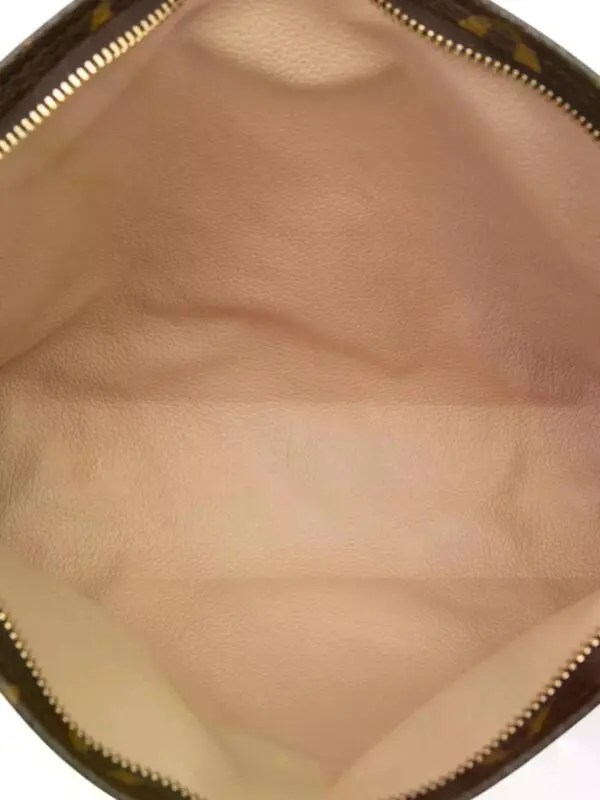 LOUIS VUITTON 2004 Monogram Toiletry Pouch 26 Clutch Bag