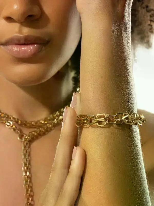 CADAR 18k Yellow Wide Link Bracelet