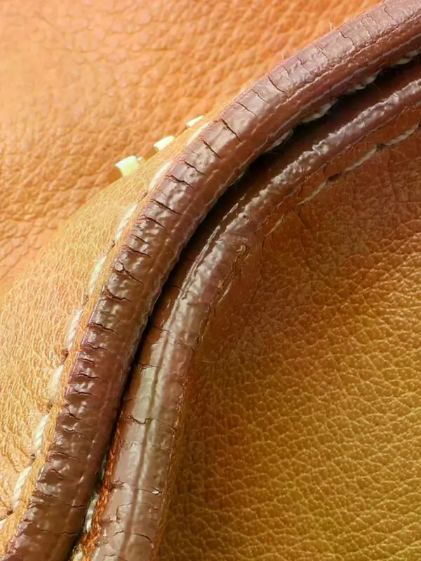 Miu Miu 2010-2026 Leather Shoulder Bag