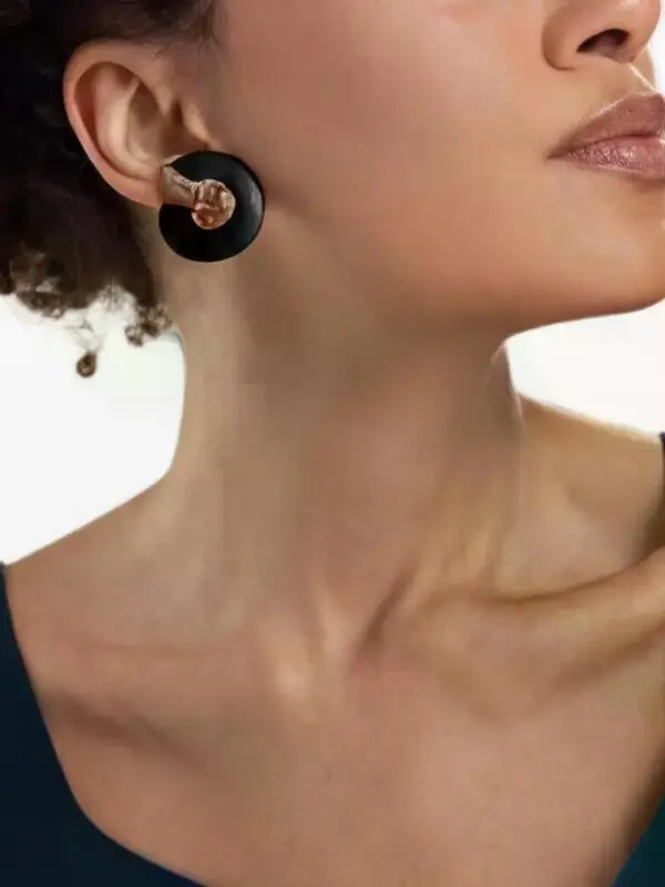 Vhernier Midi Verso Clip Earrings