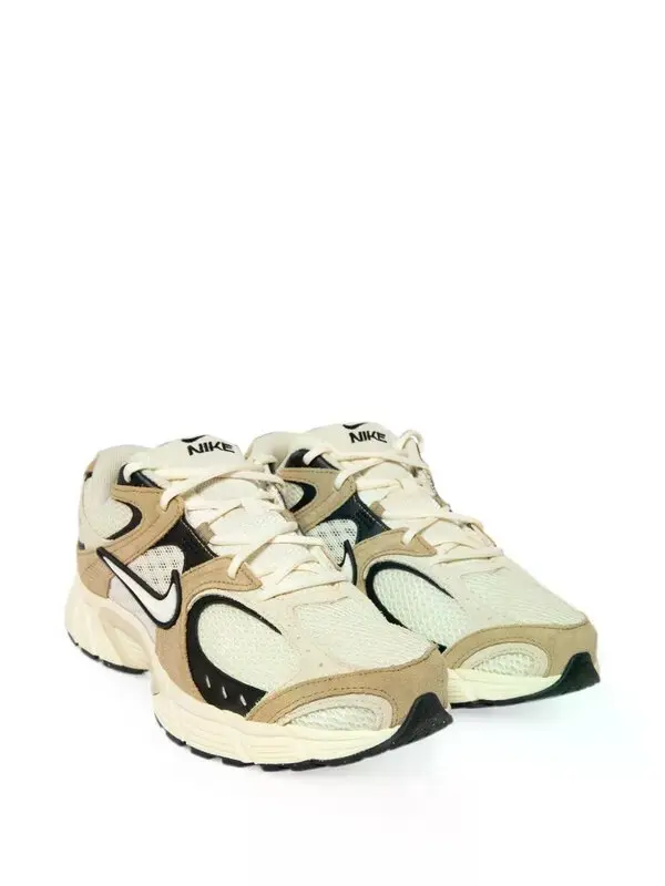 Nike V5 Rnr Suede Sneakers