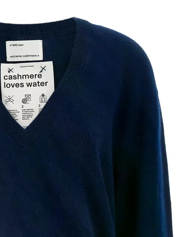 Extreme Cashmere N°492 Ben V-neck Sweater