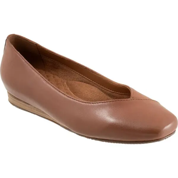 Softwalk Vina Leather Flat