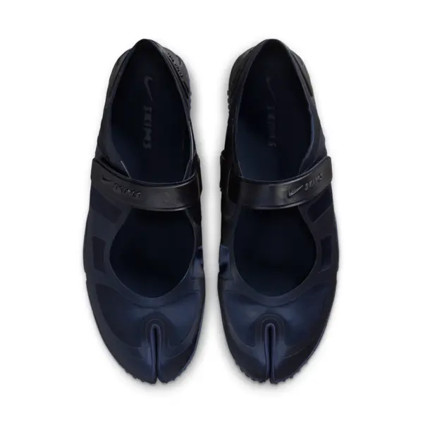 Nike Skims Rift Satin Shoes