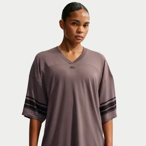 Nike Skims Stretch Knit Oversized V-neck Top