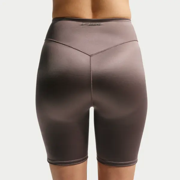 Nike Skims Satin Shine 7" Bonded Biker Shorts