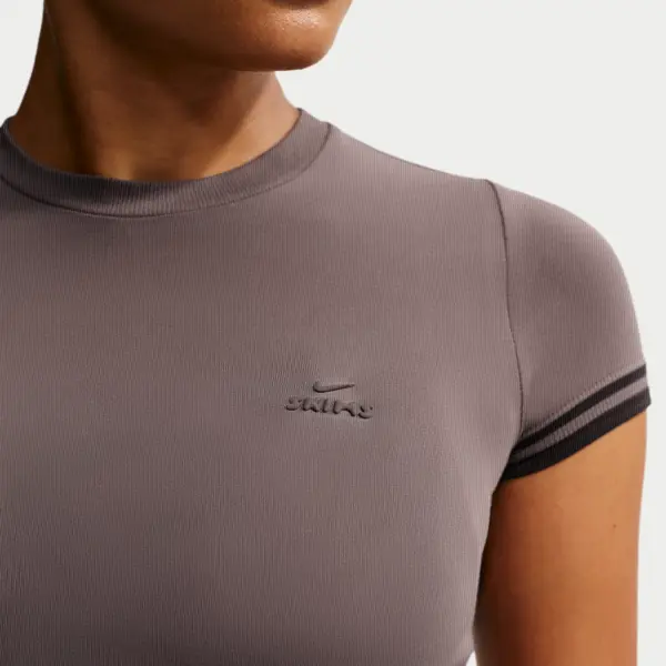 Nike Skims Stretch Knit Cropped Crew-neck Top