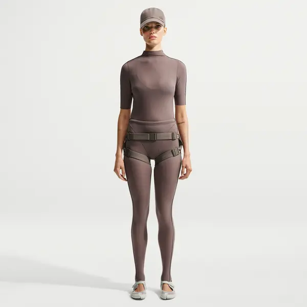 Nike Skims Weightless Short-sleeve T-shirt - Brown