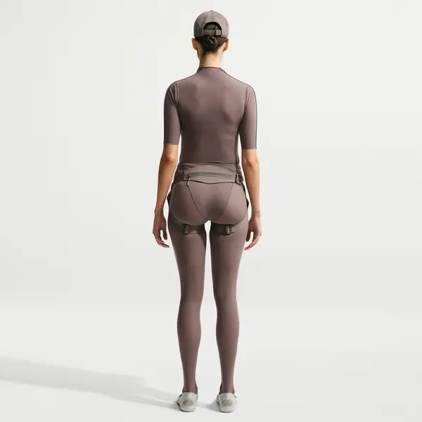 Nike Skims Weightless Short-sleeve T-shirt - Brown