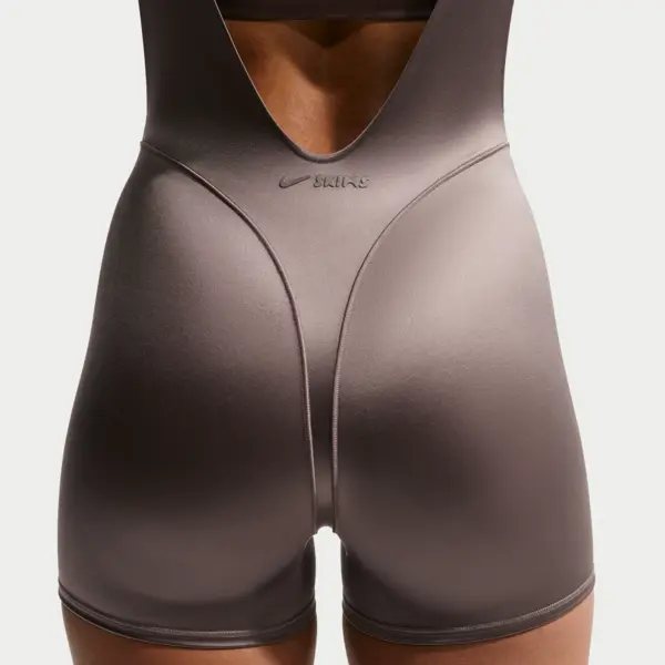 Nike Skims Satin Shine Suspender 3" Shorts
