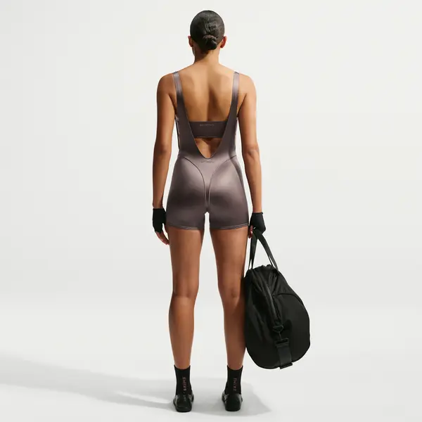 Nike Skims Satin Shine Suspender 3" Shorts