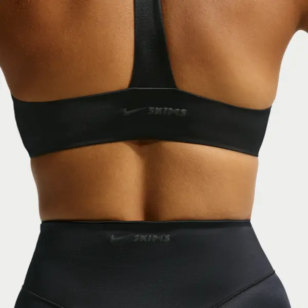 Nike Skims Satin Shine Plunge Bra