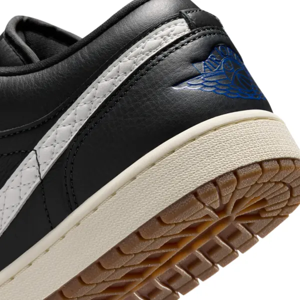 JORDAN 1 Low Se Athletic Shoes