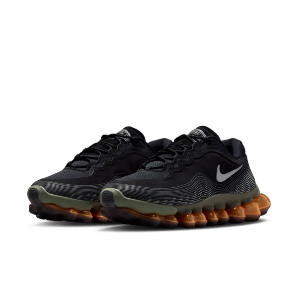 Nike Liquid Max Sneakers - Black