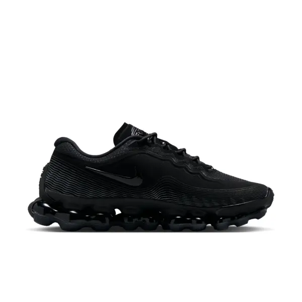 Nike Liquid Max Sneakers - Black