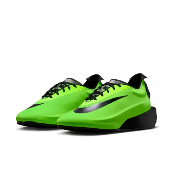 Nike First Sight Noir Athletic Sneakers - Green