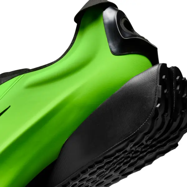 Nike First Sight Noir Athletic Sneakers - Green