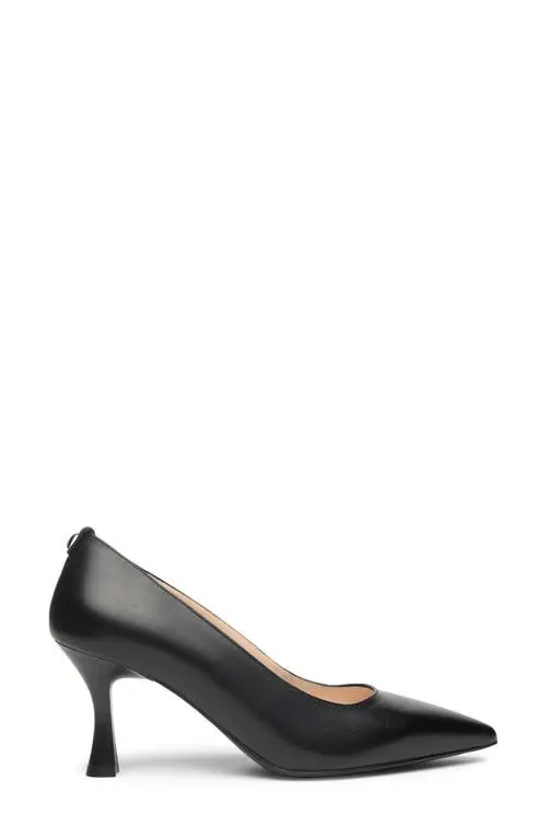NEROGIARDINI Scalloped Leather Pump