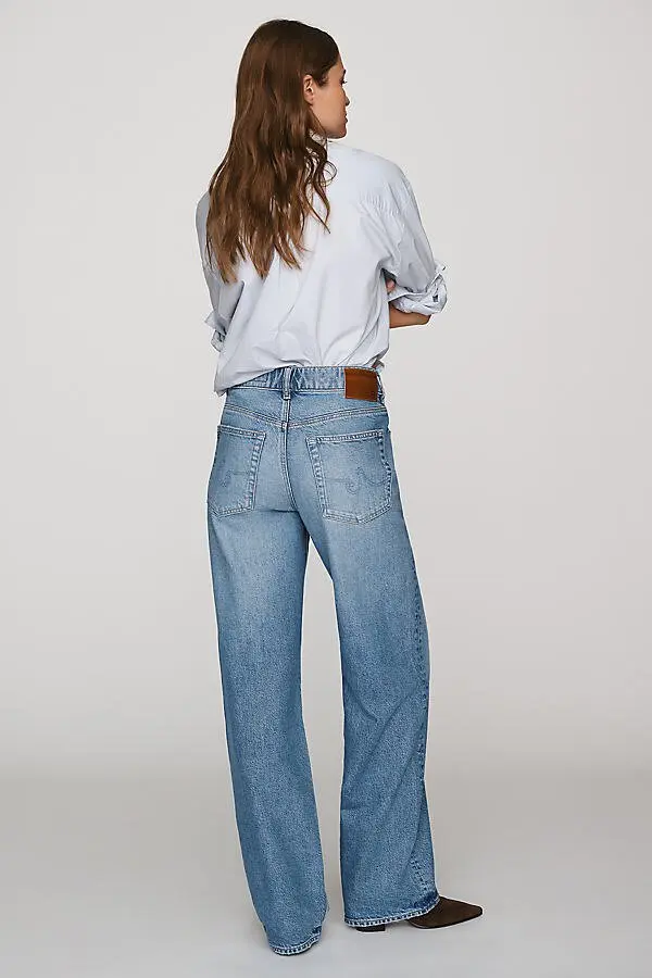 Ag Billie Low-slung Straight Leg Jeans In Light Wash