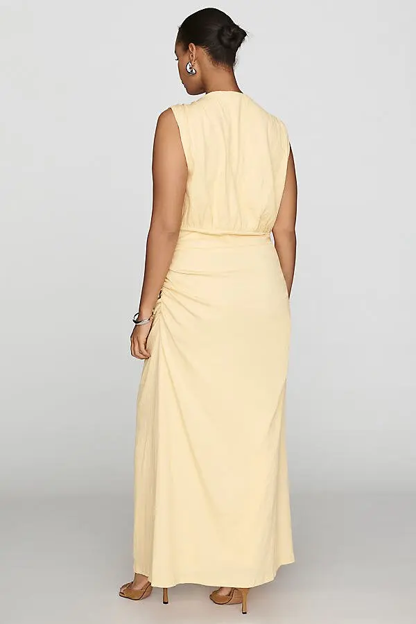 SOVERE / Kinslee Plus Maxi Dress With Asymmetrical Neckline