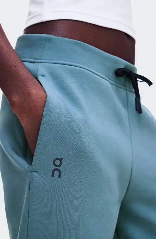 On Focus Tech Wide Leg Sweatpants