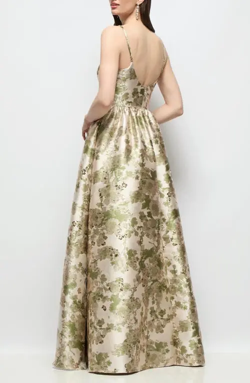 Dessy Collection Jilian Metallic Sleeveless Gown