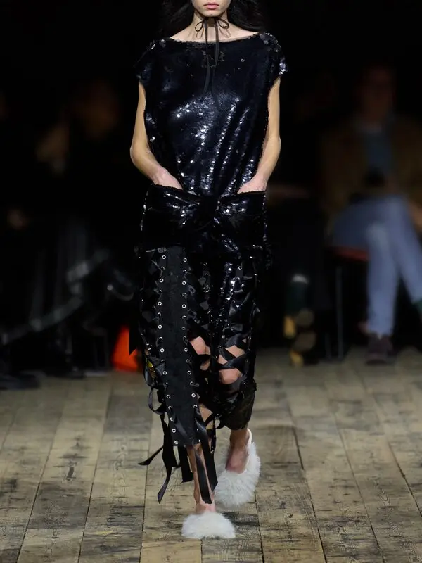 Simone Rocha Asymmetric Embellished Lace Midi Skirt - Black