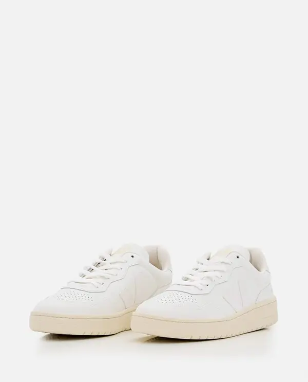VEJA V-90 Leather Lace-up Sneakers - Bianco