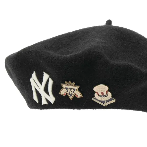 New Era New York Yankees Embroidered Wool Beret