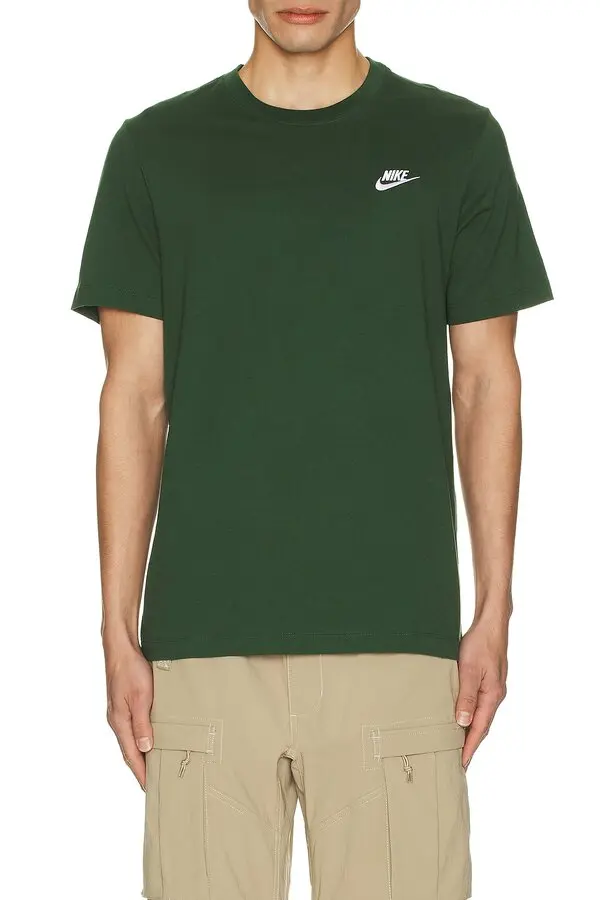Nike Nsw Club Tee In Green