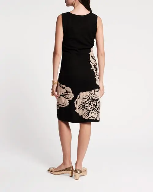 FRANCES VALENTINE Swan Shift Dress Carefree Chrysanthemum