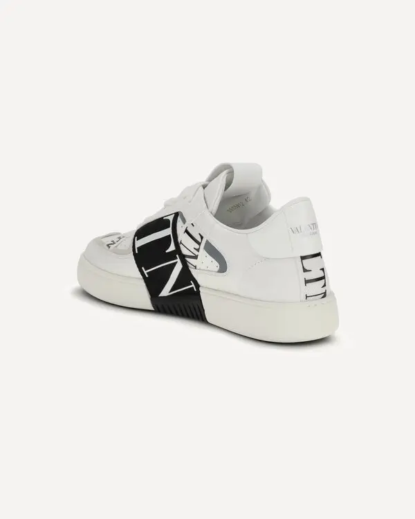 Valentino Garavani Vl7n Low-top Sneakers