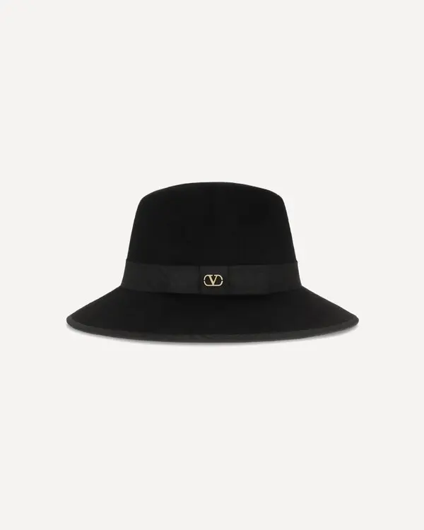 Valentino Garavani Vlogo Signature Hat