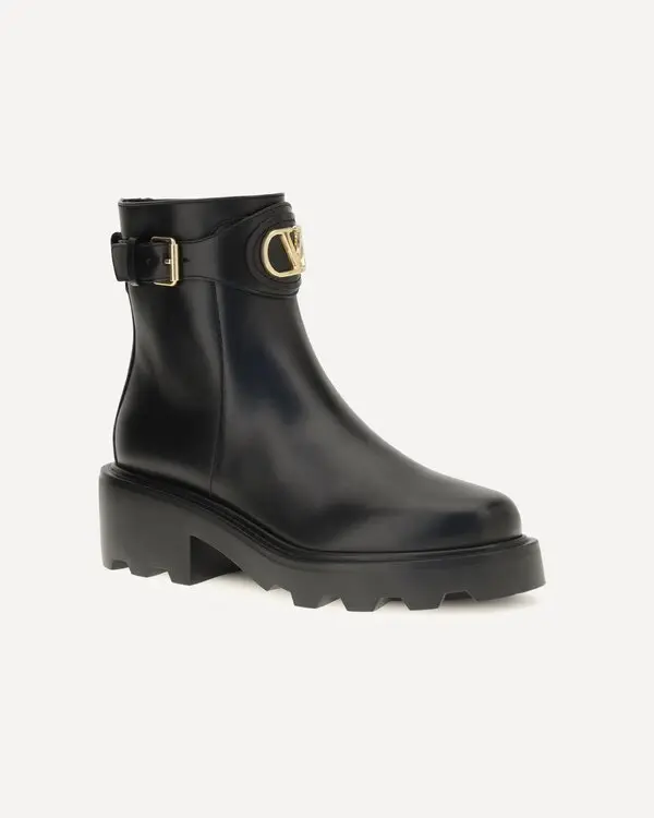 Valentino Garavani Vlogo Signature Ankle Boots