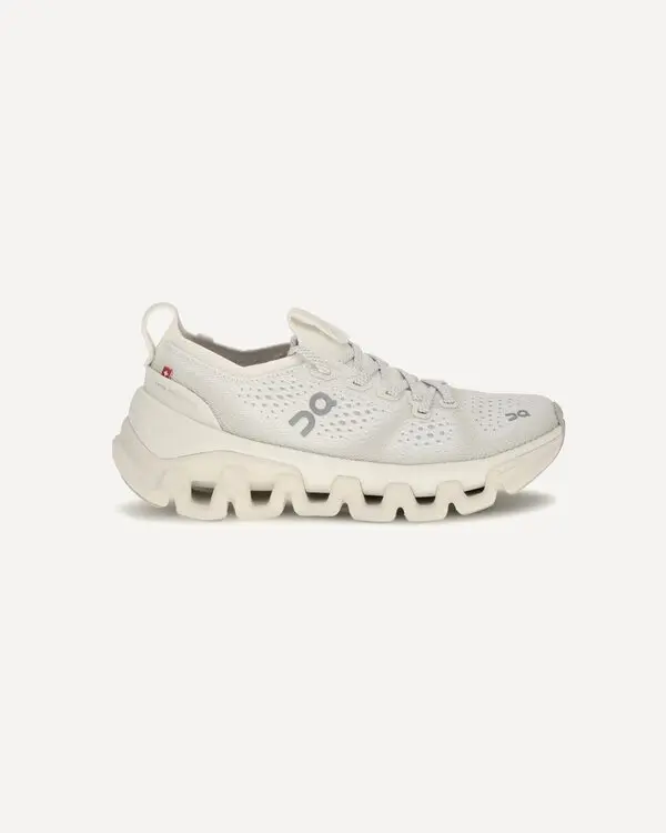 On X Tempo Athletic Sneakers - Cream